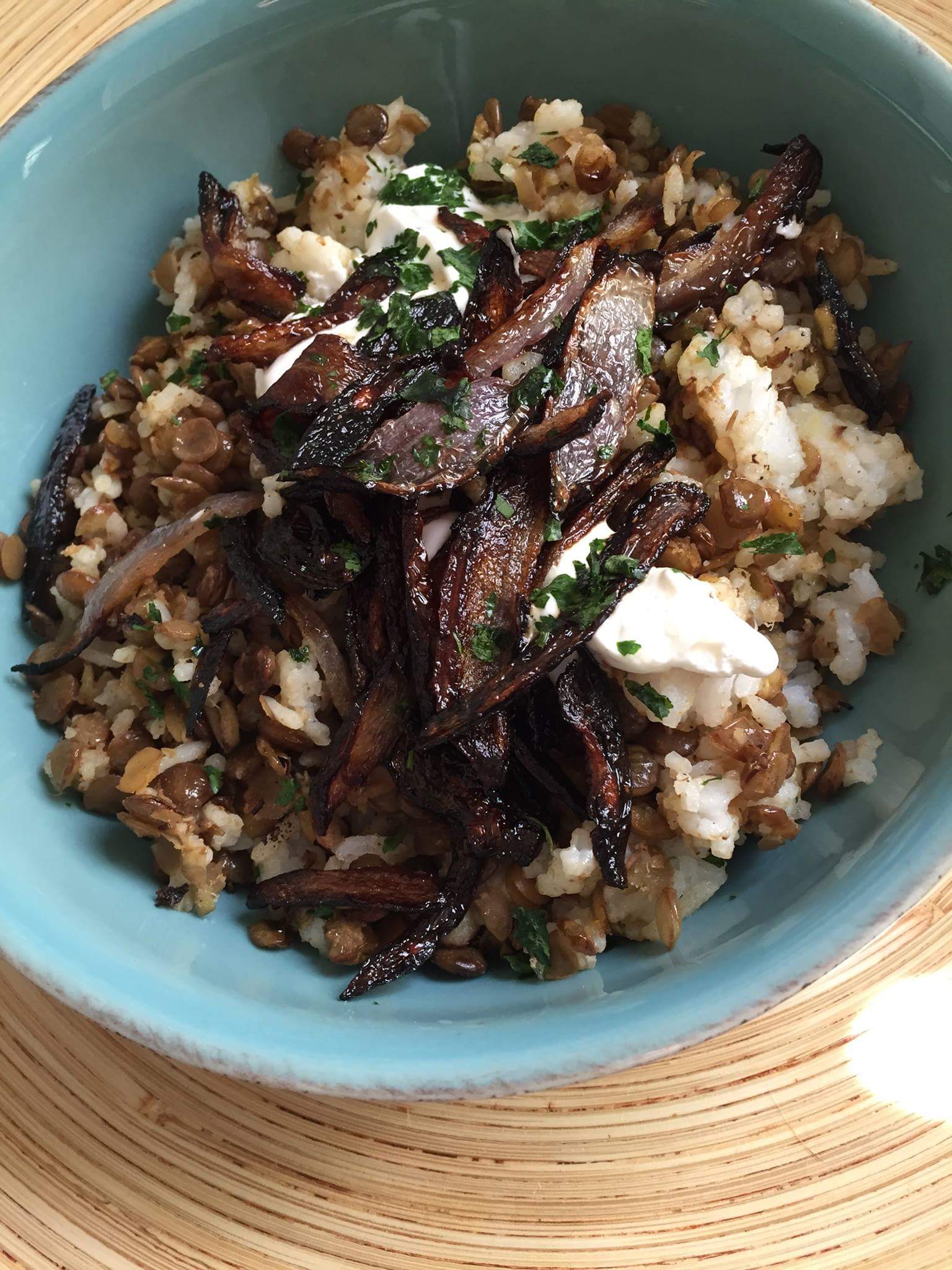 Mujadara: Lebanese Lentils, Rice, and Caramelized Onions | That Green Lyfe